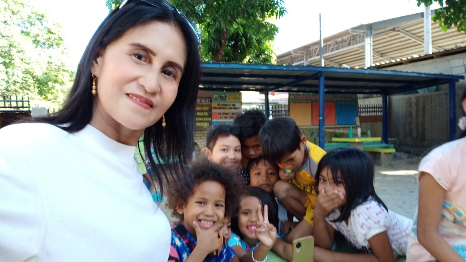 Feeding Aeta Indigenous Students | Rotary International Multinational ...